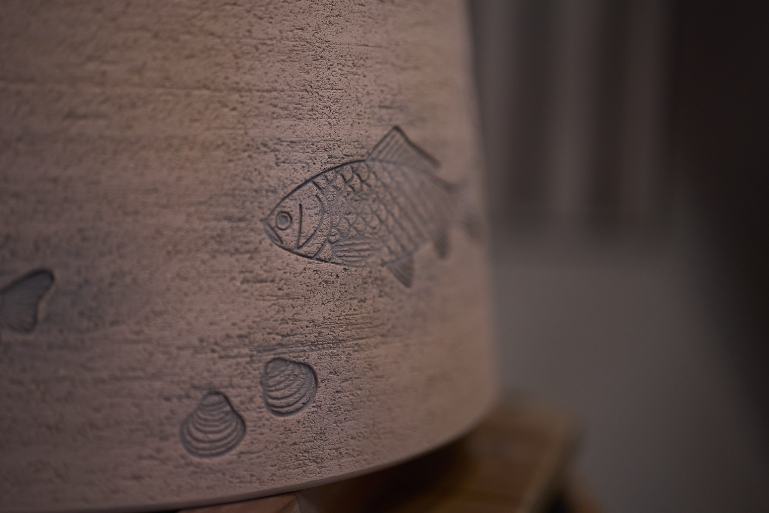 “Future Shigaraki” drawn with recycled clay. To preserve the flames of ...